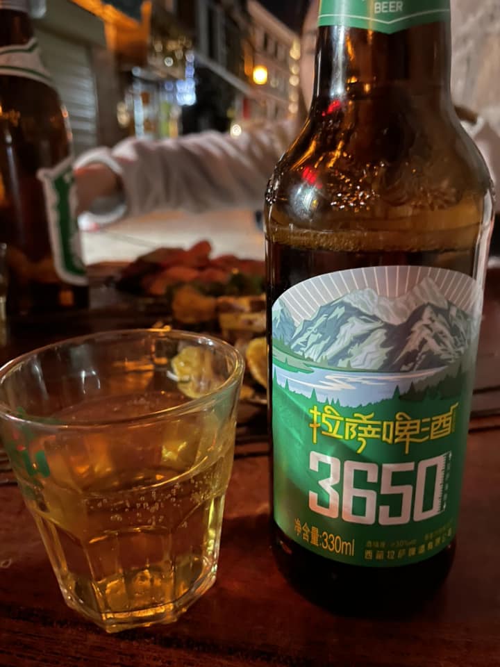 【2024西藏】食在拉薩～孜然羊肉串配拉薩啤酒！附導遊推薦好吃的酸奶店。 – Diana品酒遊世界